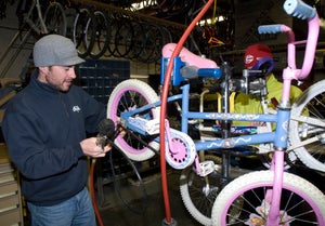 Cycling Sports Group Steps Up for Holidays - Velo