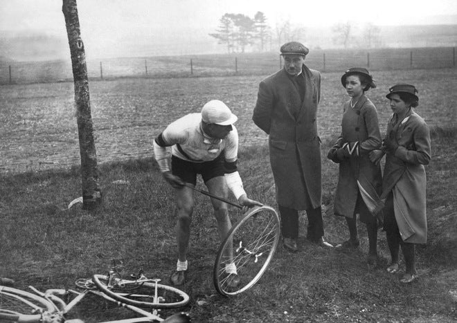 Vintage Paris-Roubaix photos - Velo