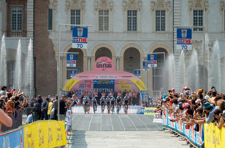2011 Giro d'Italia stage 1: a Gregg Bleakney gallery - Velo