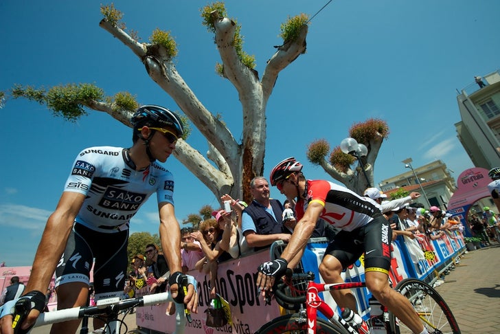 At the Giro with Gregg Bleakney - start to finish - Velo