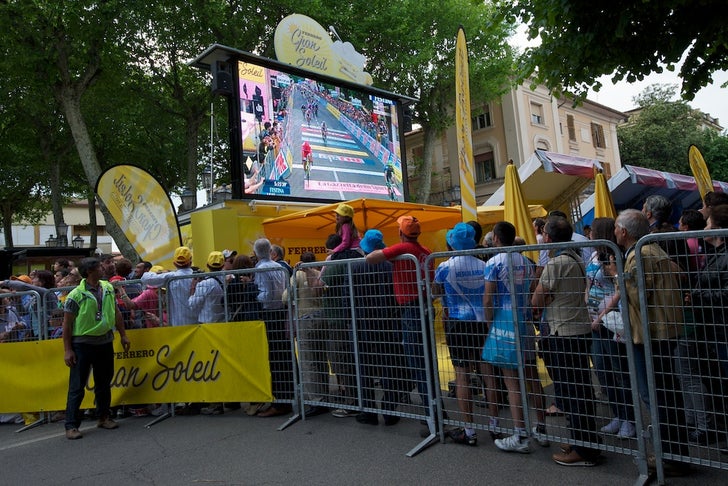 At the Giro with Gregg Bleakney: Stage 6 gallery - Velo
