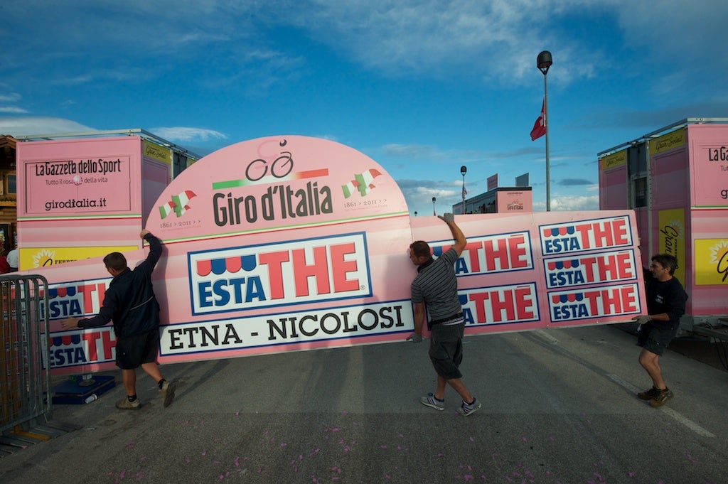 2011 Giro d'Italia, stage 9: a Gregg Bleakney gallery - Velo