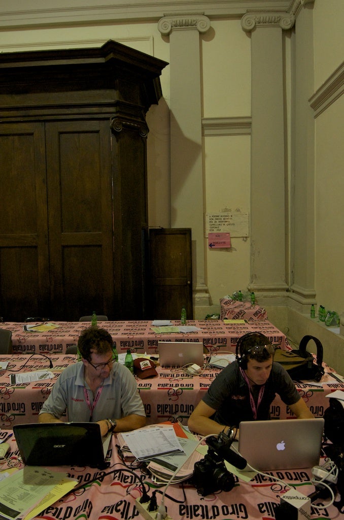 At the Giro d'Italia with the VeloNews crew, a Gregg Bleakney gallery ...