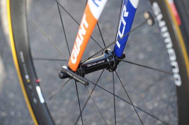 Shimano tests prototype wheel with deep section rim at Paris-Nice - Velo