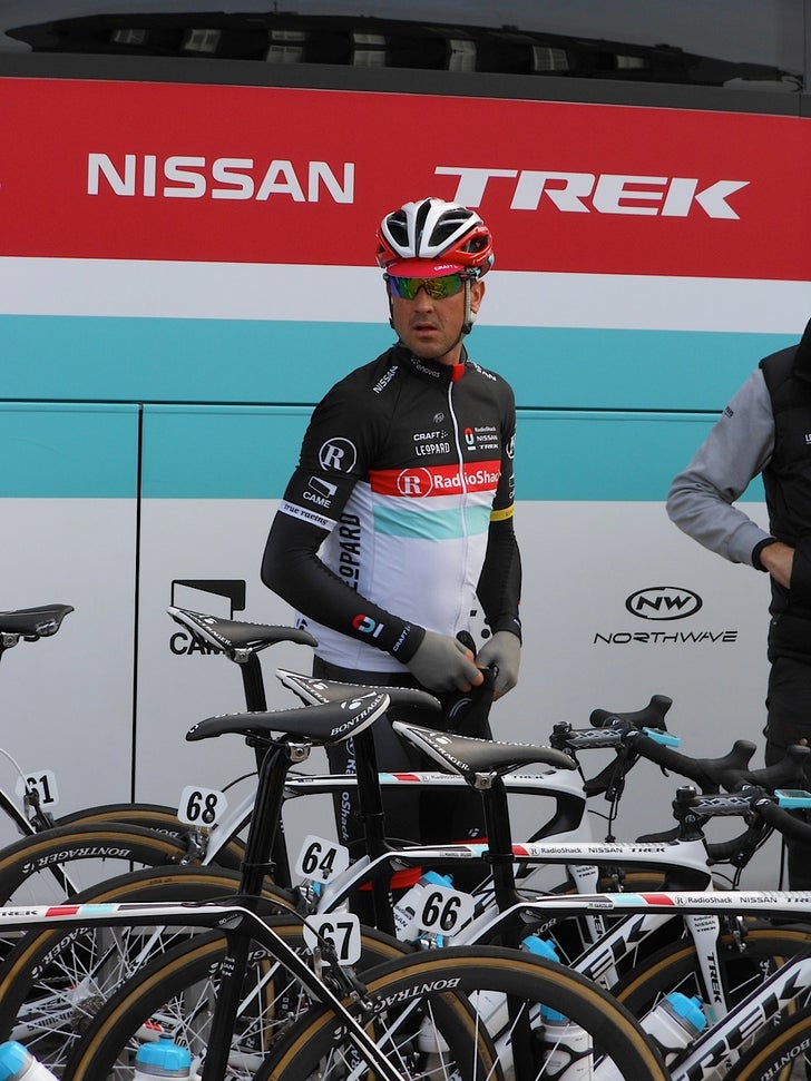 Start line gallery: Paris-Roubaix 2012 - Velo