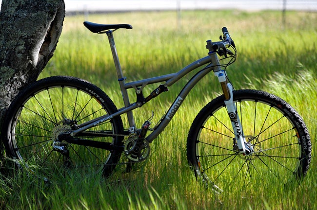 Moots diversifies its materials with new 29er - Velo