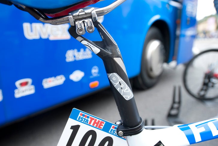 Pro Bike Gallery: Nacer Bouhanni's Lapierre Xelius EFI - Velo