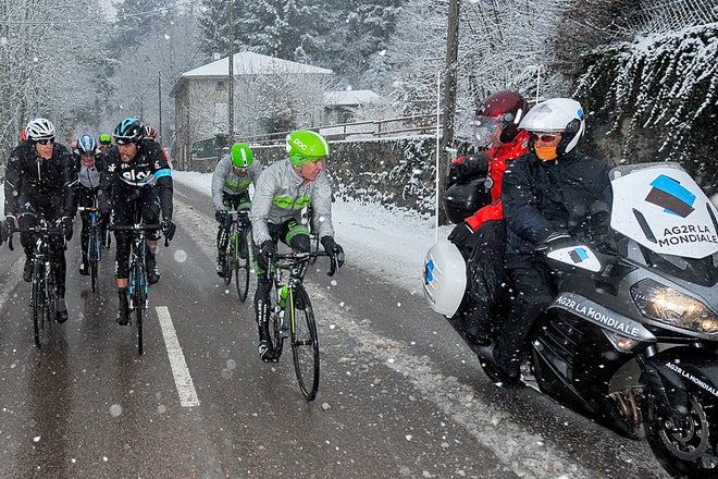 Paris-Nice snow fiasco: Fractures, frayed nerves - Velo