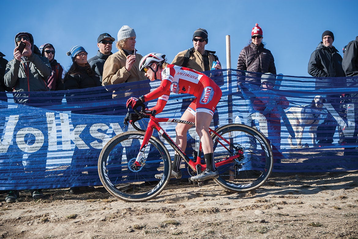 Into the heart of darkness: The story of Elle Anderson - Velo