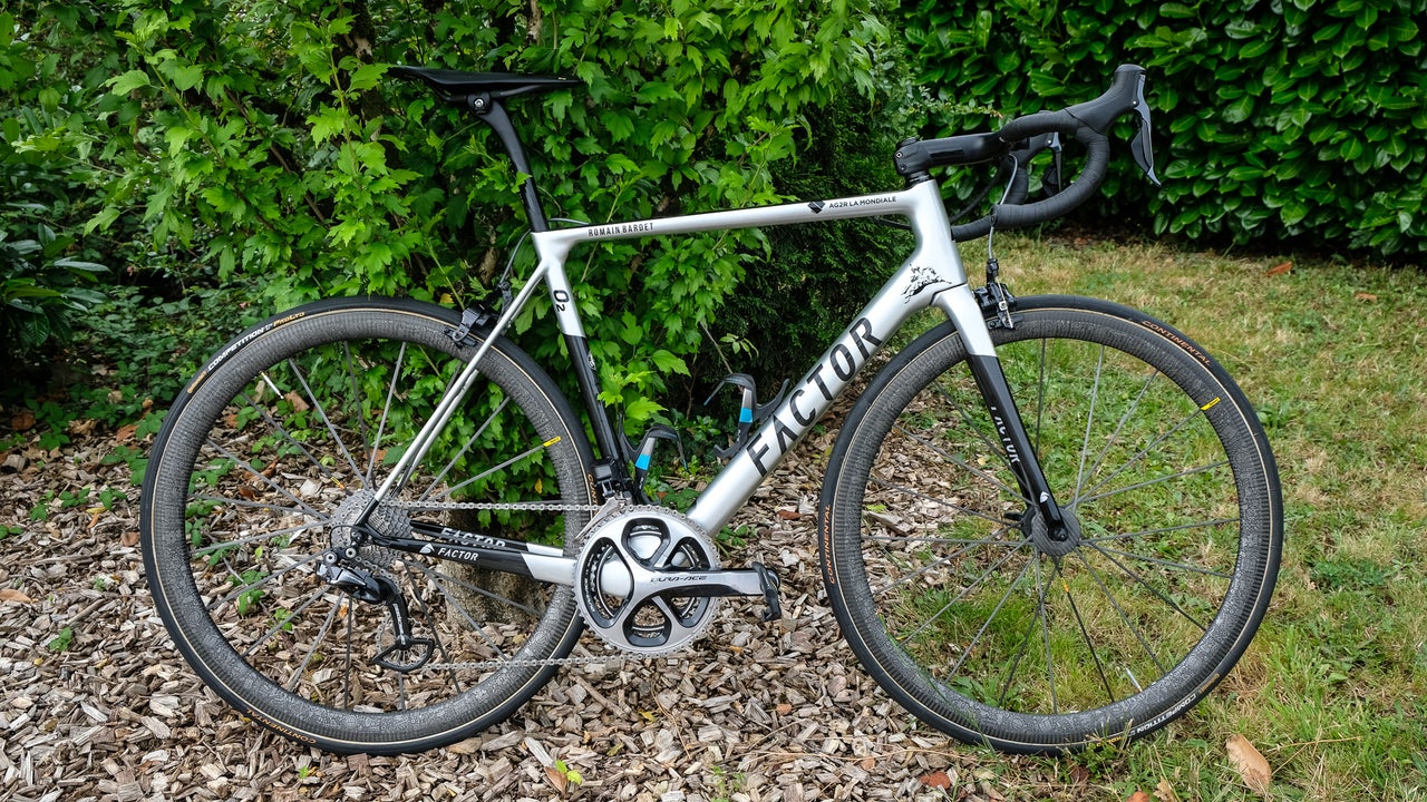 Pro Bike Gallery: Romain Bardet's limited edition Factor O2 - Velo