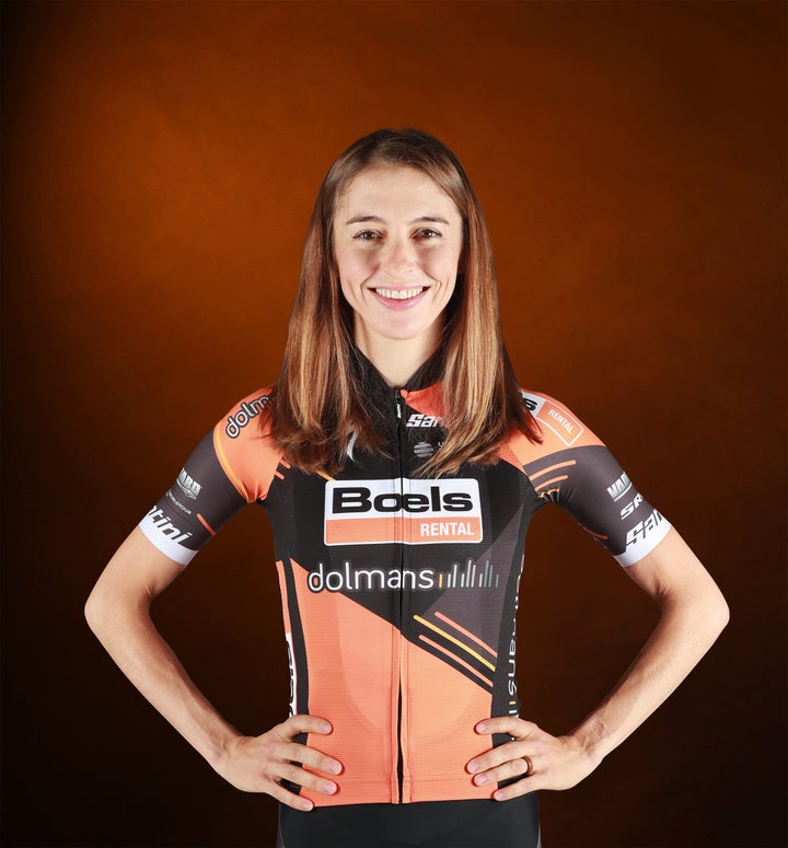 Katie Hall launches her European racing career - Velo