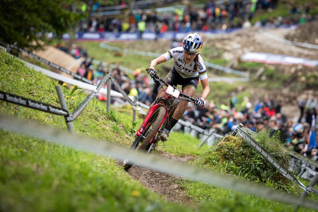 Courtney claims first World Cup wins in Germany - Velo