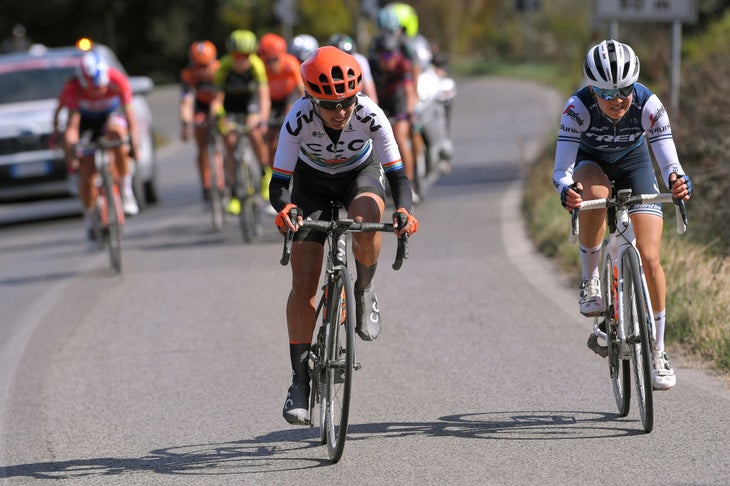 Women's peloton faces dynamic route, competitive lineup in California ...