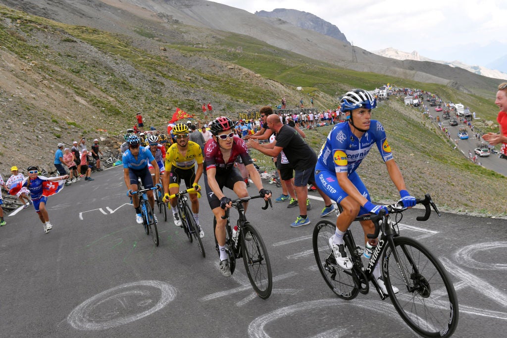 Roundtable: Alaphilippe bends but doesn't break on the Galibier
