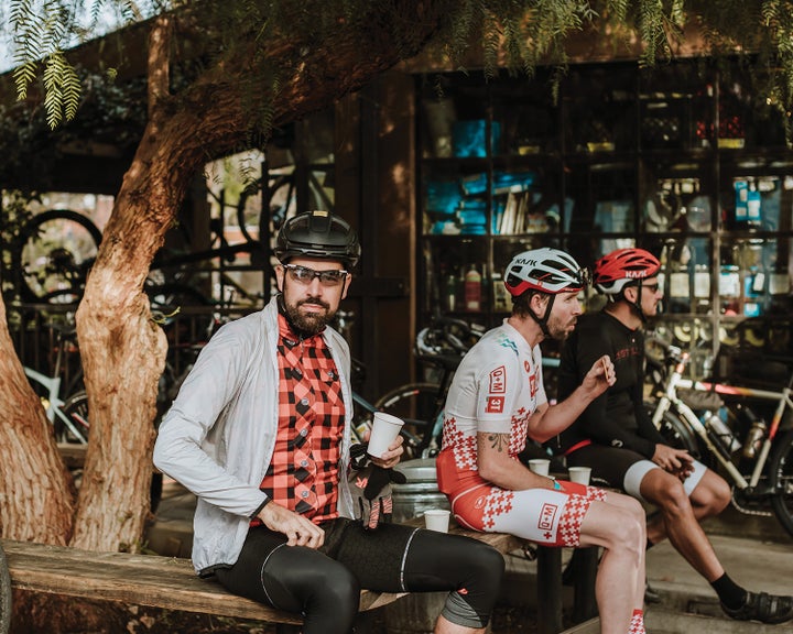 Why am I doing this again? Inside a do-it-yourself cycling event - Velo