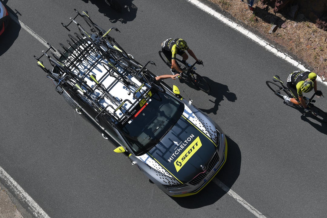 Julian Dean Q&A — the profile of a modern sport director - Velo