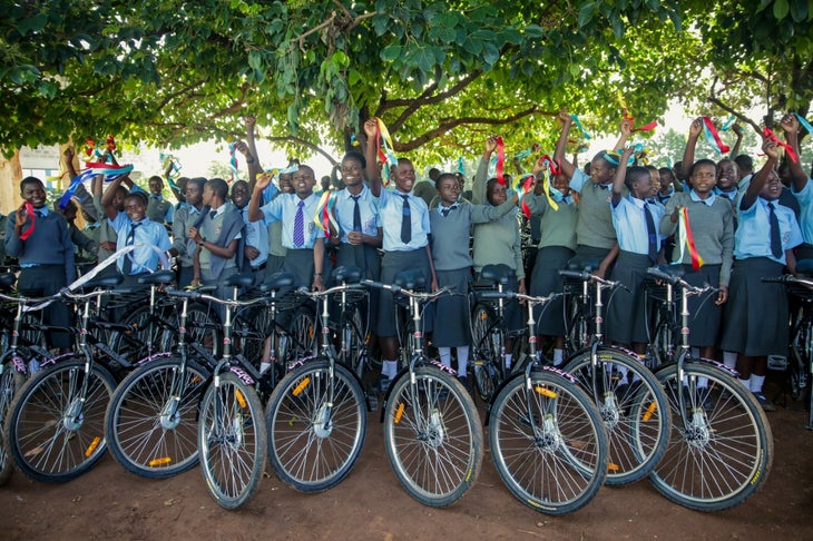 World Bicycle Relief achieves half a million donated bicycles - Velo