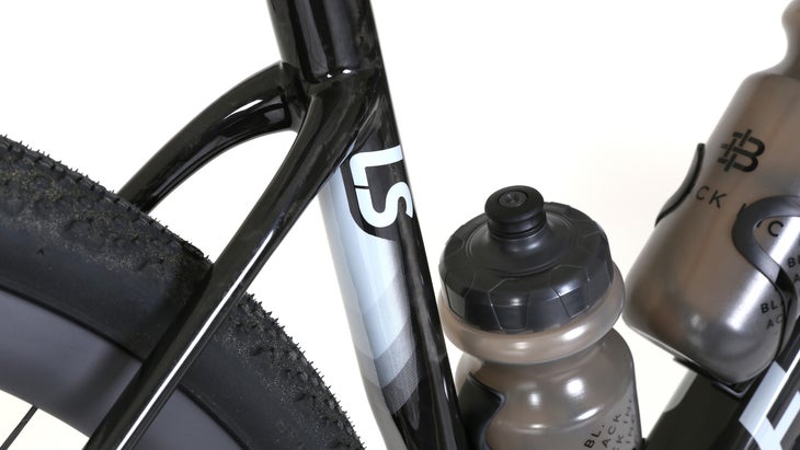 Factor rolls off pavement with the LS gravel bike - Velo