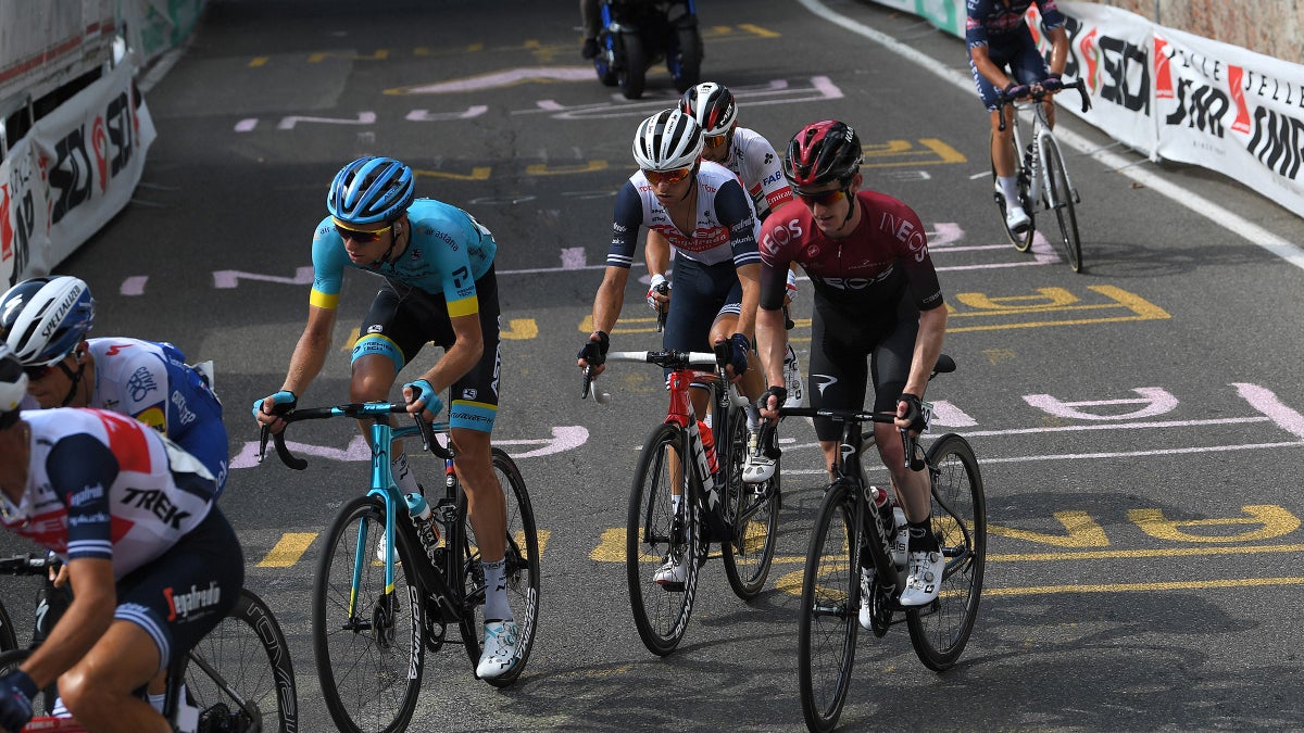 Aleksandr Vlasov wins Giro dell'Emilia with massive final push - Velo