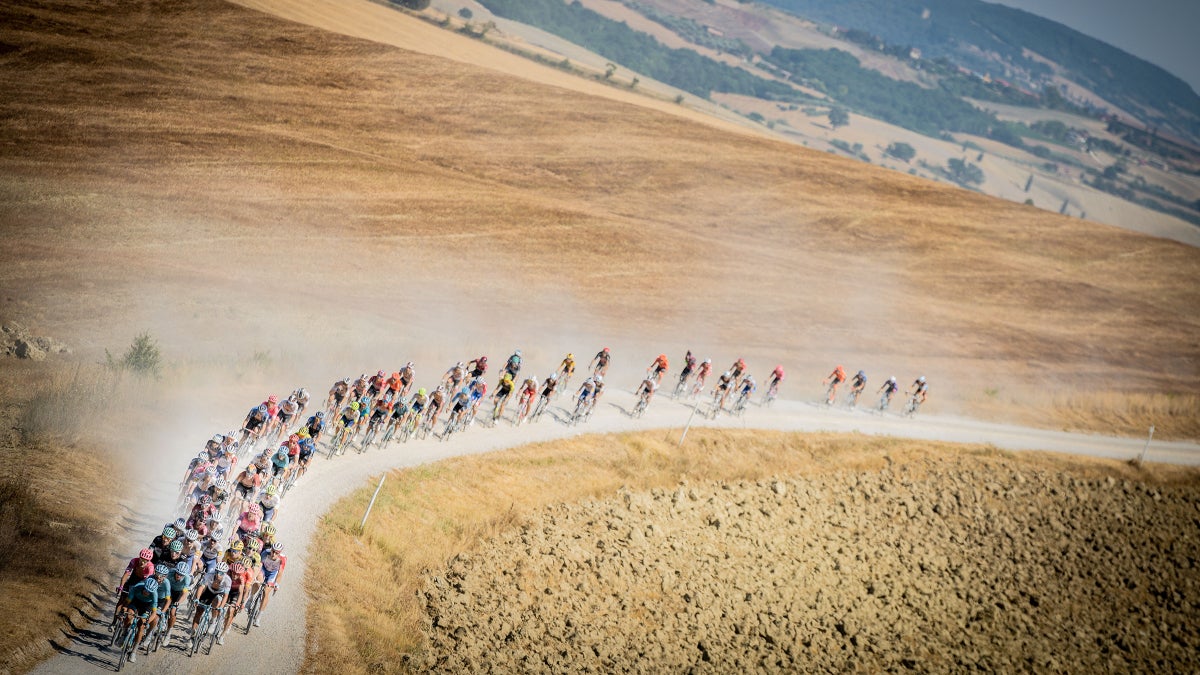Ask The Dust: On the ground at Strade Bianche - Velo