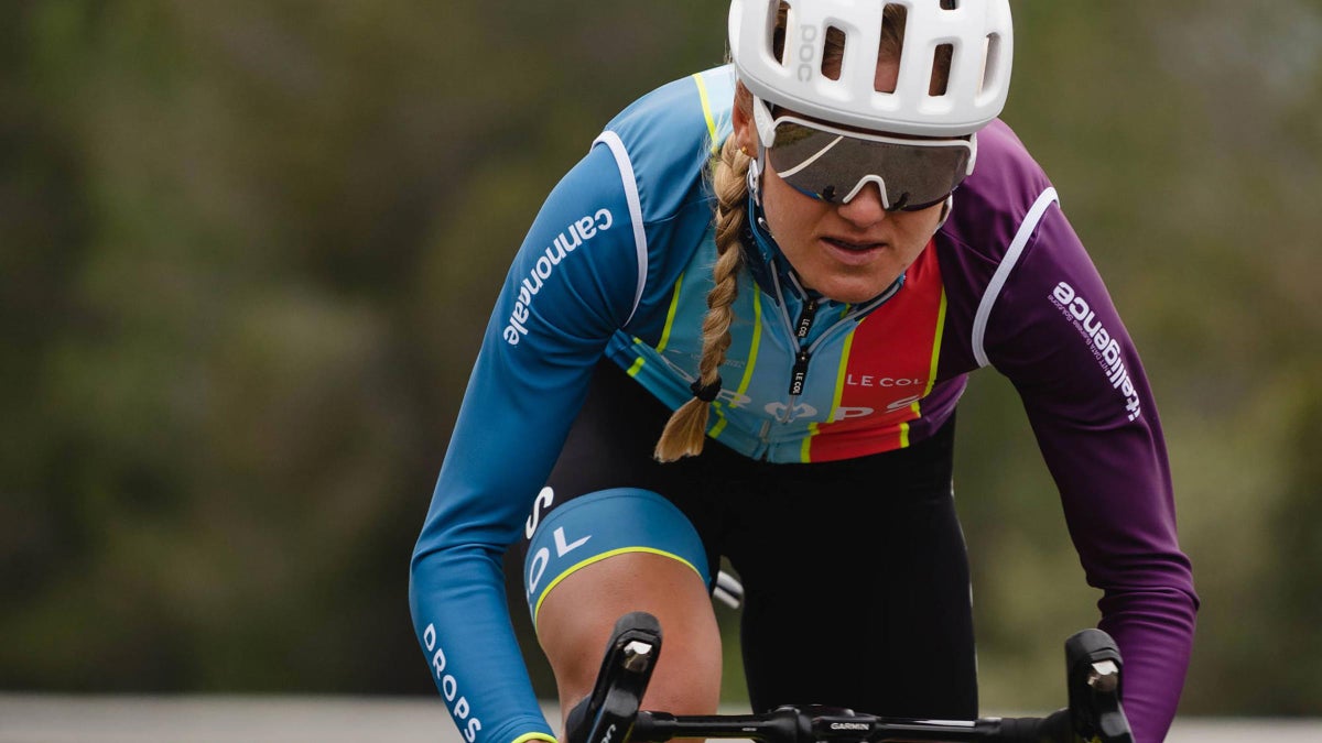 British cyclist Joss Lowden sets new unofficial women's hour record - Velo