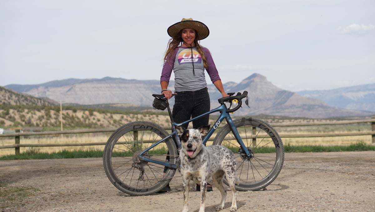 Pro bike (and dog) gallery: Kaysee Armstrong's Liv Devote - Velo