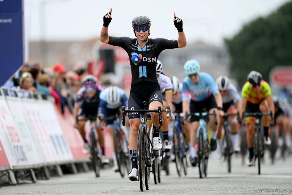 Women's Tour: Lorena Wiebes storms to second consecutive stage win - Velo