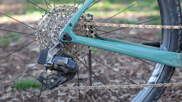 Fezzari Shafer review: MTB roots in a do-almost-everything gravel racer ...