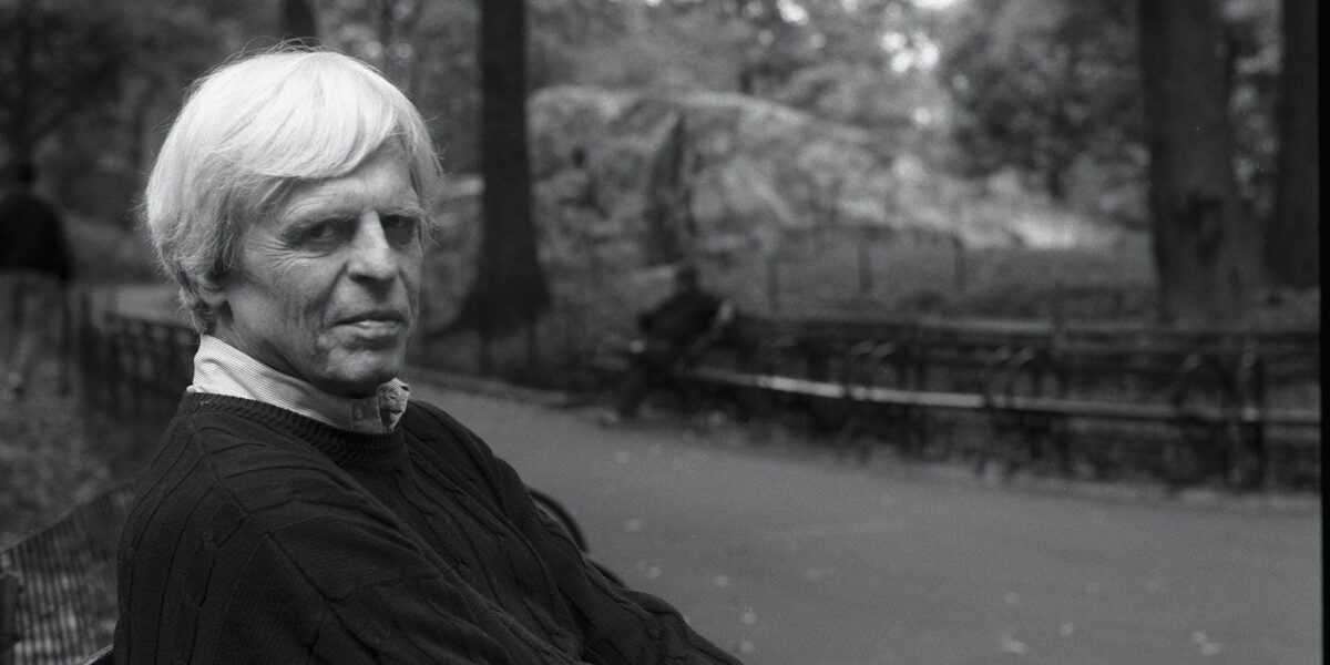A Walk in the Park with George Plimpton - Velo