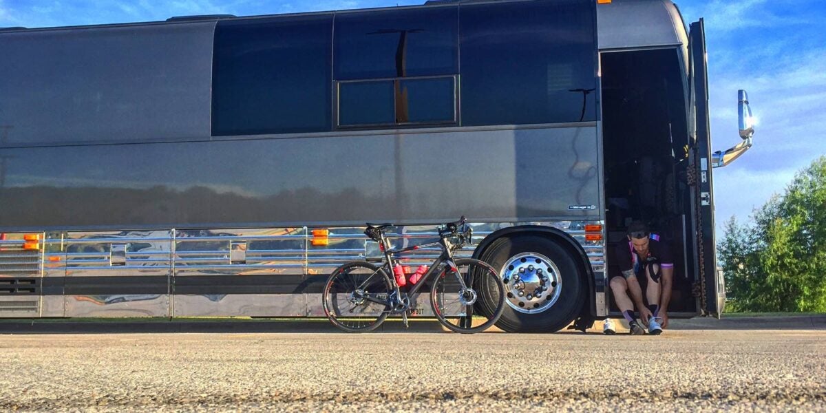 Austin City Limits: Greg Erwin and Saint Motel - Velo