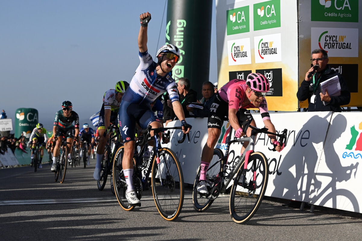 VN ticker: Ilan Van Wilder joins the early celebration club, Bauke ...