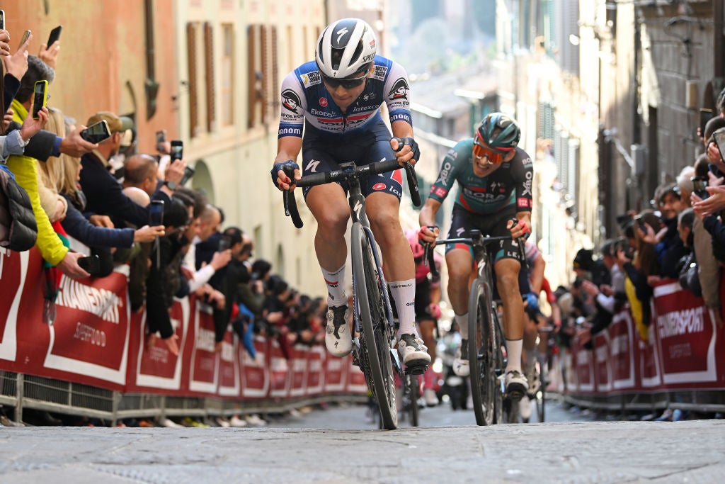 Stories out of Strade Bianche: Quick-Step's woes, Faulkner's rise, Van ...