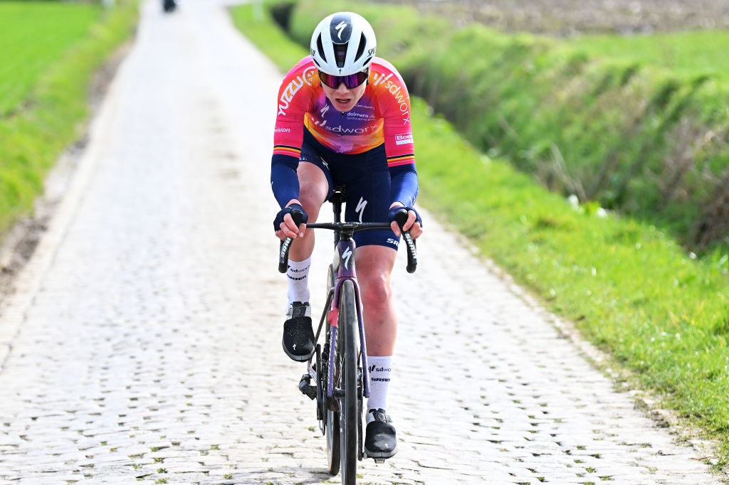 Lotte Kopecky Remembers Her Brother With Emotional Solo Win At Nokere lotte-kopecky-remembers-her-brother-with-emotional-solo-win-at-nokere
