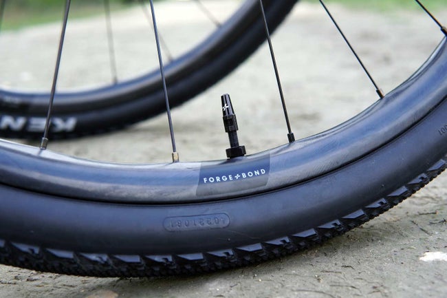 Forge + Bond F+B 25 GR review: Comfortable carbon wheels made to be ...