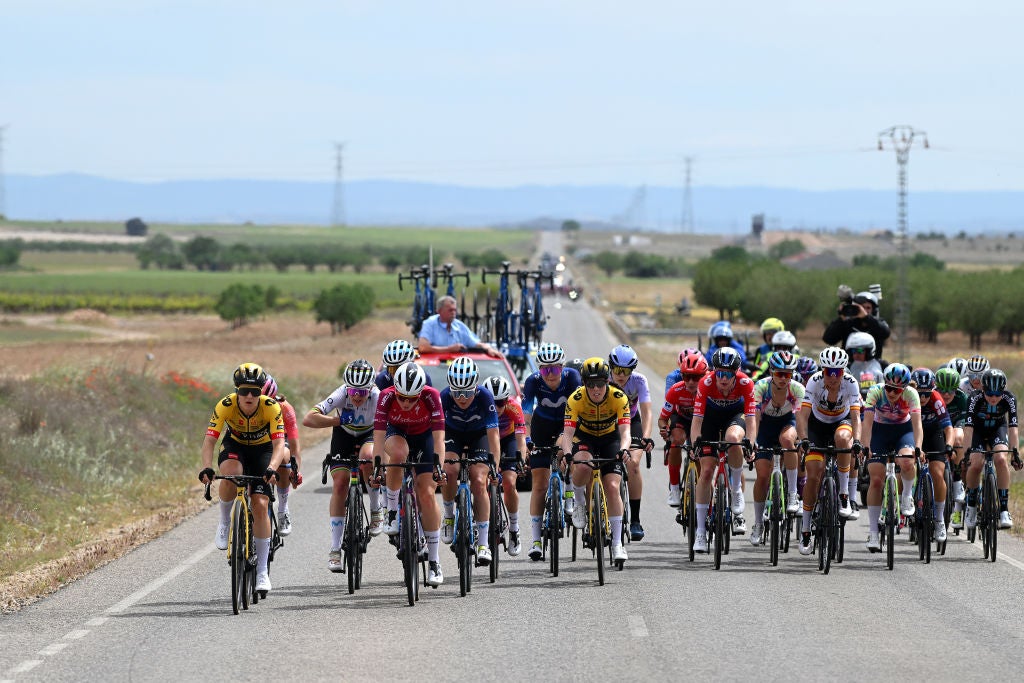 Vuelta Femenina: Veronica Ewers, Kristen Faulkner, Trek-Segafredo ...