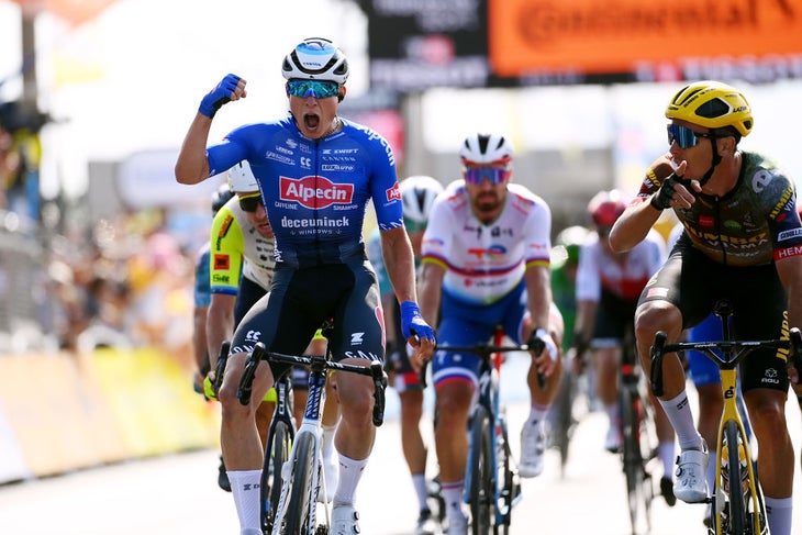 5 juicy moments from ‘Tour de France: Unchained’ - Velo