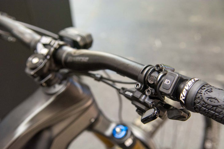 Can an e-bike pull an Airstream? Eurobike randoms day 3 - Velo