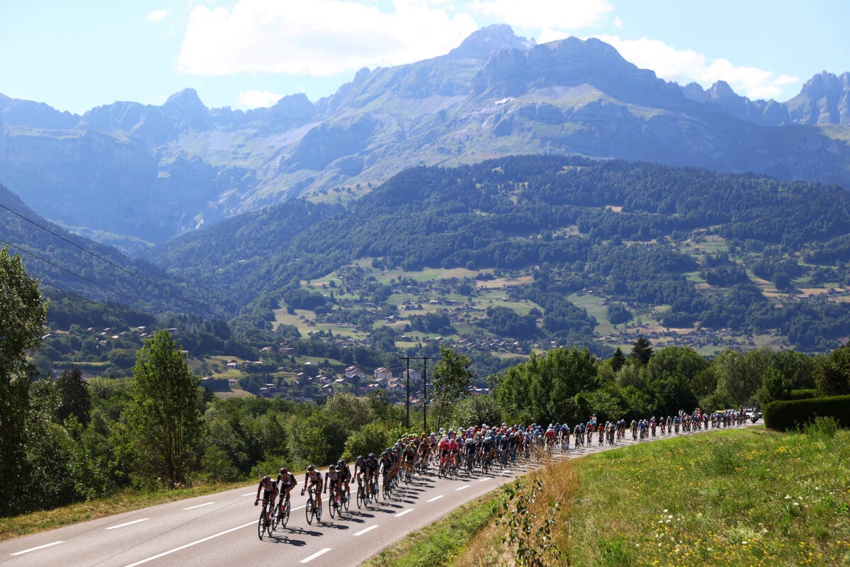 Spring in the Alps - Velo