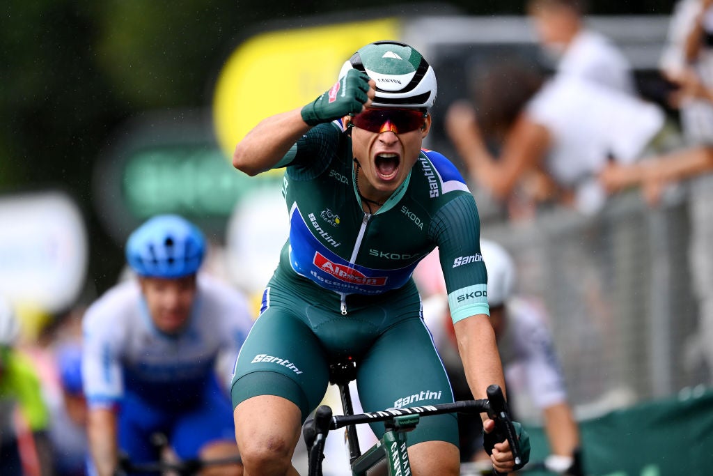 Tour de France stage 11: Jasper Philipsen makes it four with perfectly ...