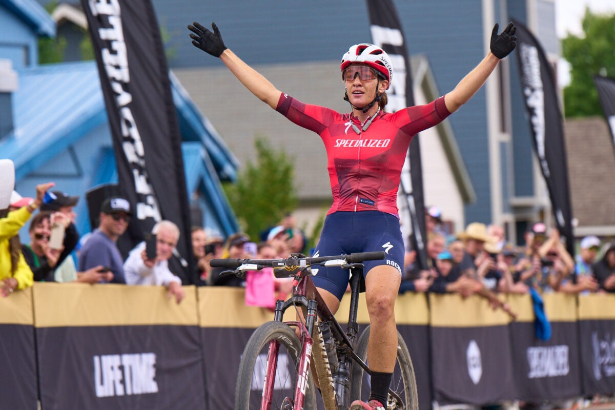 Sofia Gomez Villafañe triumphs at the Leadville Trail 100 MTB race - Velo