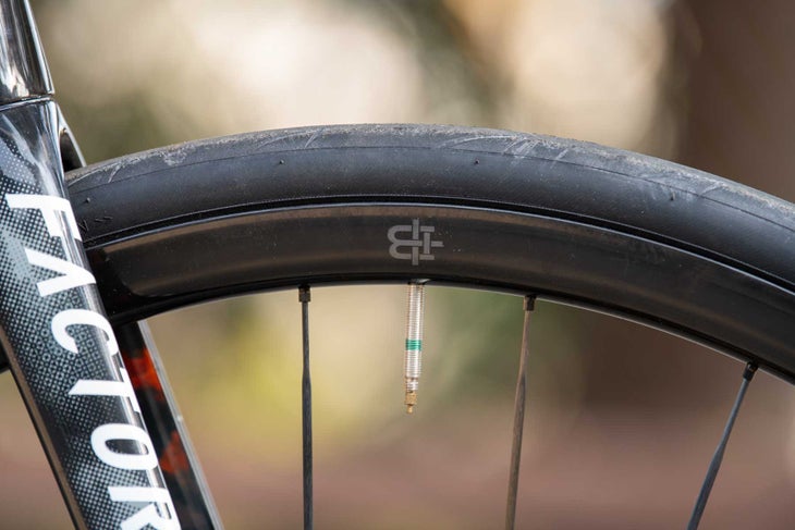 Factor O2 VAM review: the lightweight sharpshooter gets an aero boost ...