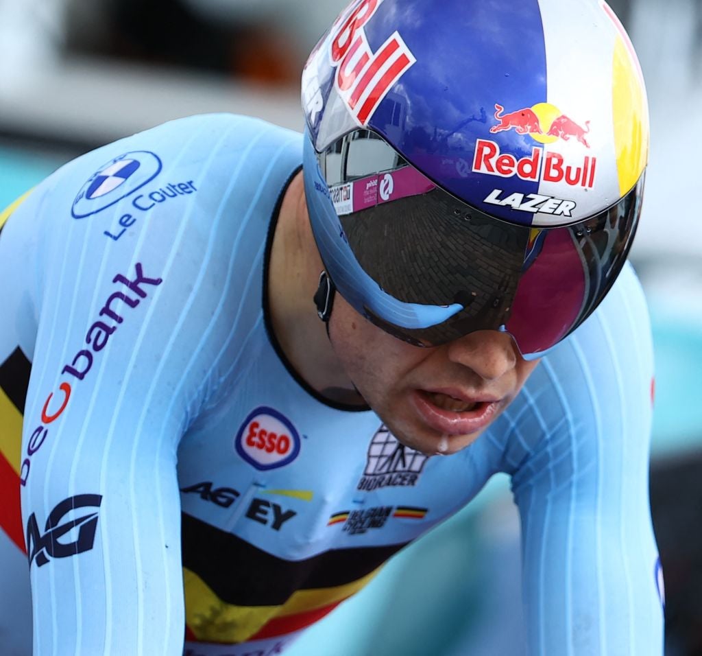 What's happening with Wout van Aert? Star leaves worlds with 'mixed ...