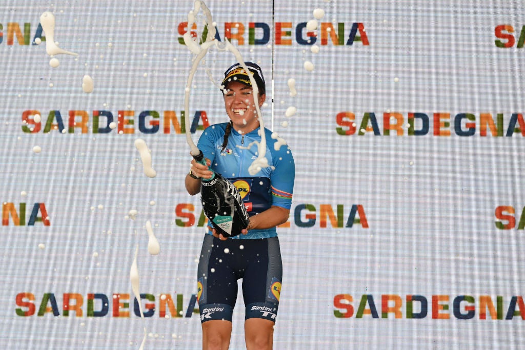 Shirin van Anrooij launches 30km solo raid to win inaugural Tour de l ...