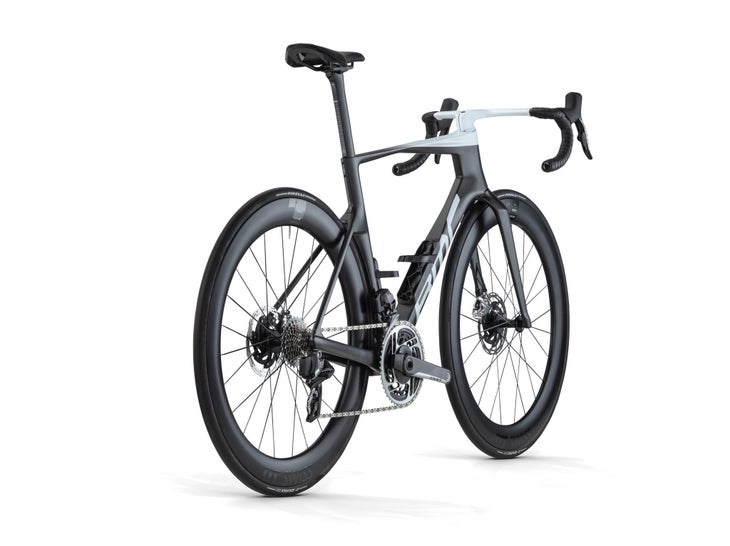 The BMC Teammachine R Gets Its Aero Efficiency Thanks to Red Bull F1 ...