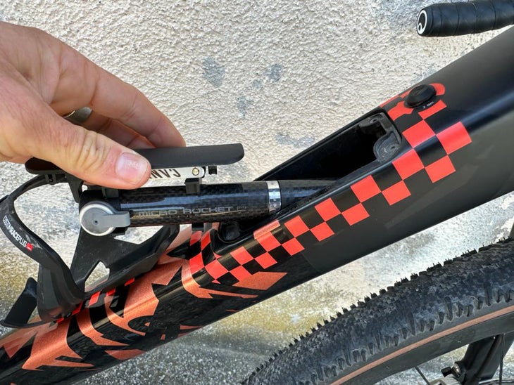 Bike Check: Tiffany Cromwell's Canyon Grail at the UCI Gravel World ...