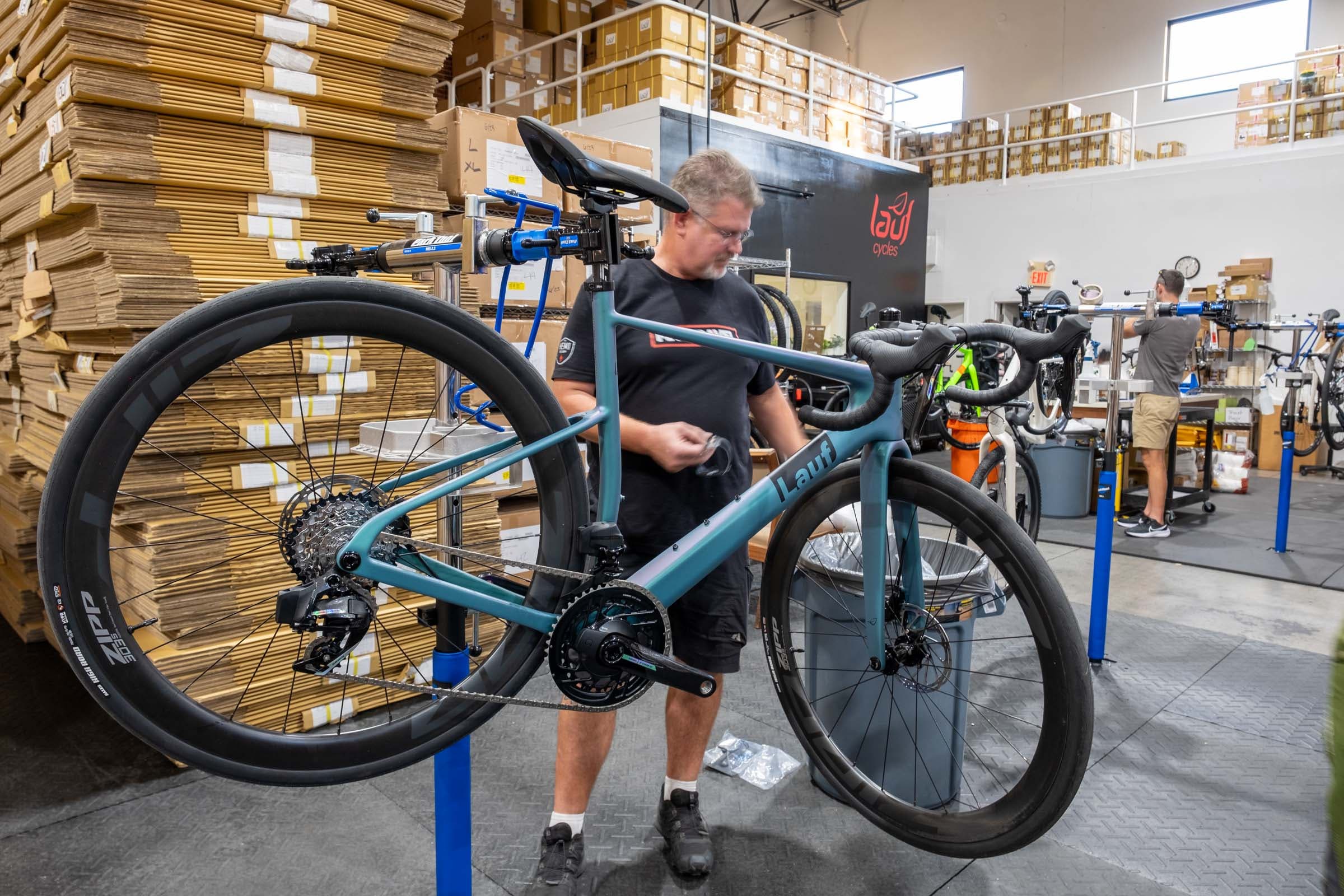The Lauf Uthald Road Bike Combines Performance and Compliance With Value