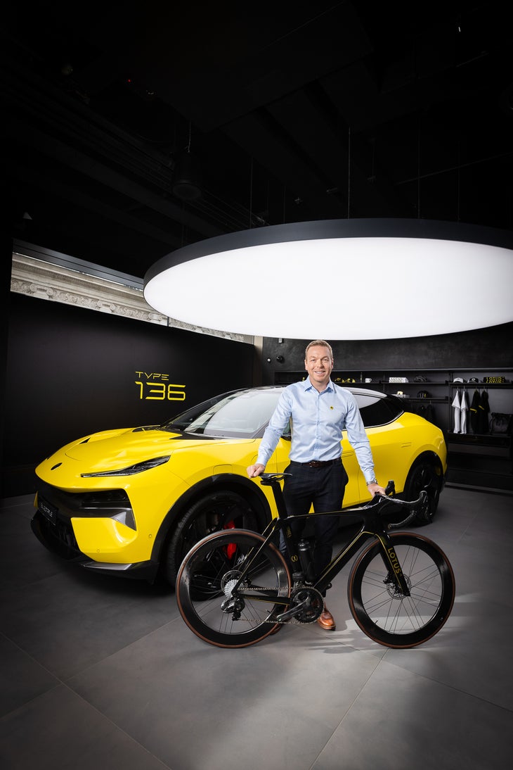 The Lotus Type 136 E-Road Bike Brings Olympic Gold Medal-Winning Design ...