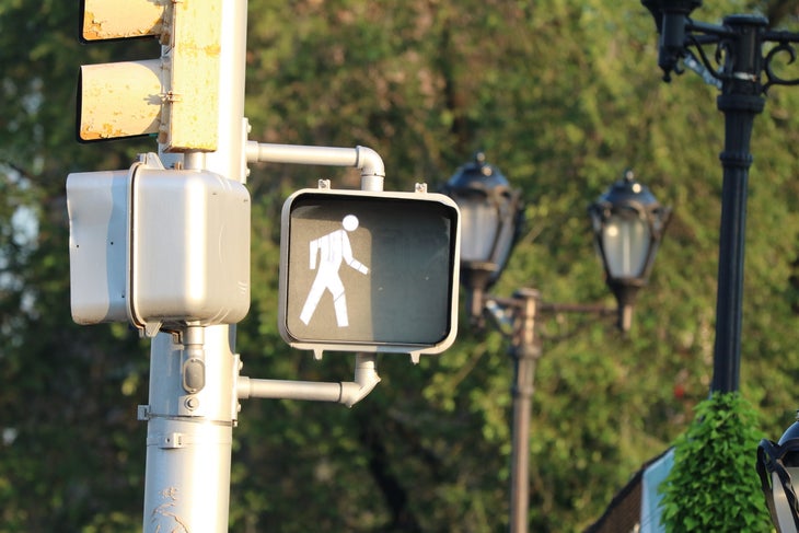 How California’s New Pedestrian Signal Law Makes Biking Safer - Velo