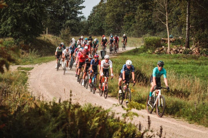 2024 UCI Gravel World Championships Preview: Routes, Favorites, and How ...