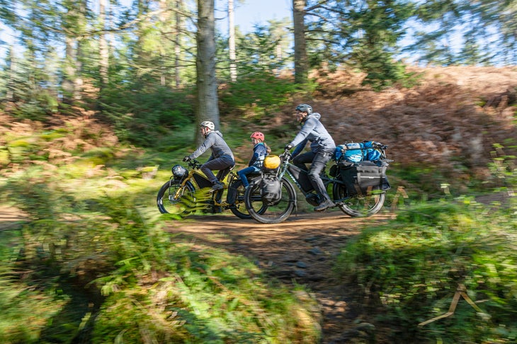 Tern's New Orox Cargo E-Bike Yearns for the Great Outdoors - Velo